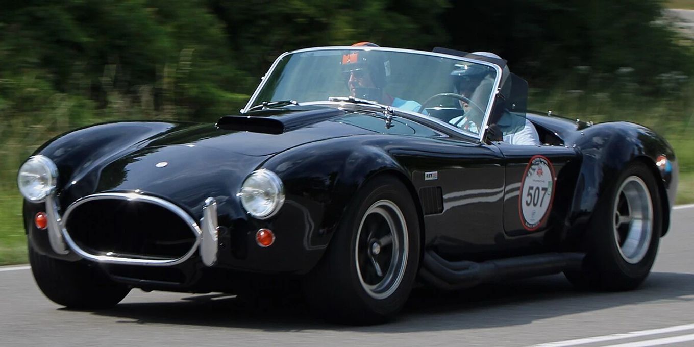 Shelby AC Cobra: Britisch-Amerikanisches Paket | Nau Automobile