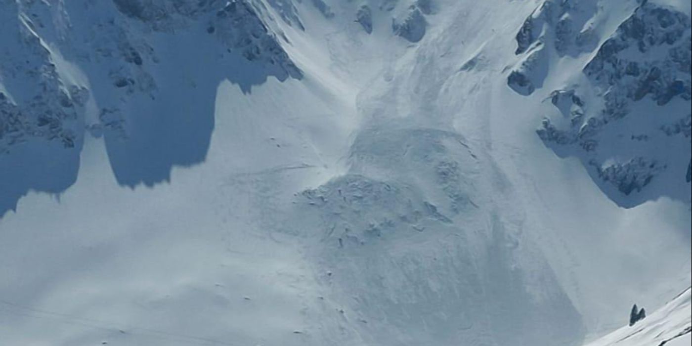 Panik im Himalaya: Lawine rast auf Touristen zu | Nau.ch