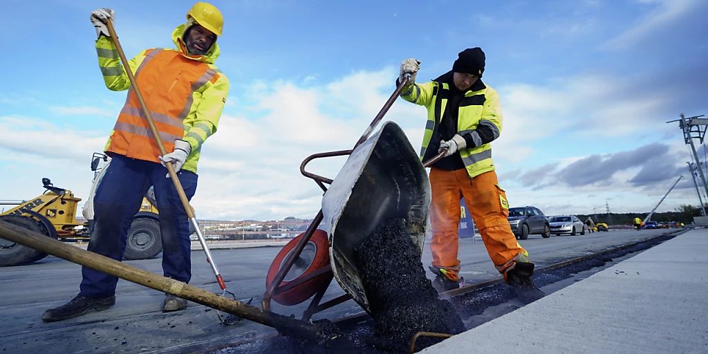 Stimmung auf dem deutschen Arbeitsmarkt leicht verbessert