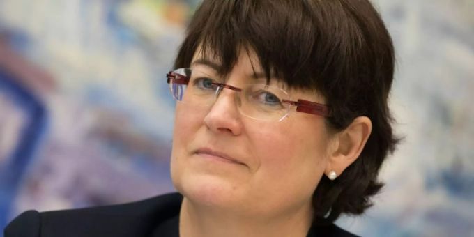 SPD-Abgeordnete Grotheer zur neuen Bremer Bürgerschaftspräsidentin ...