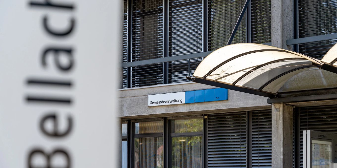 Neuer Defibrillator bei der Gemeindeverwaltung Bellach | Nau.ch