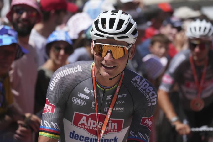 Rad-Star Mathieu van der Poel von E-Zigi-Raucher angeblasen | Nau.ch