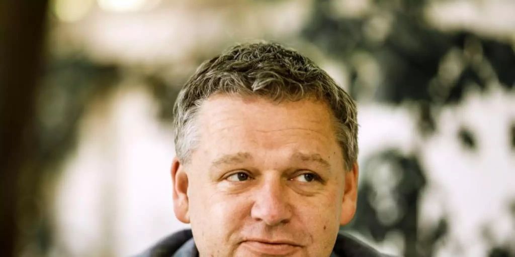 Torsten Rohdes Twitter-Oma stürmt die Charts