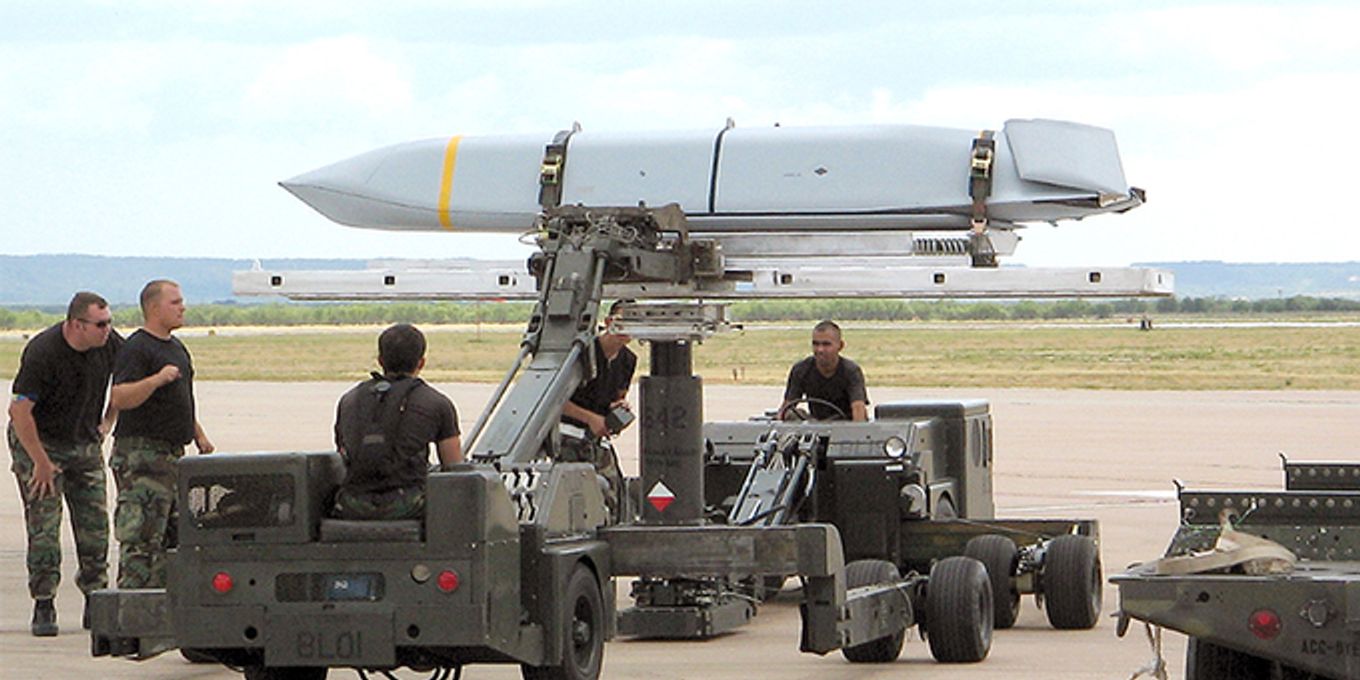 Schweizer Armee will Raketen mit 1000 Kilometern Reichweite | Nau.ch