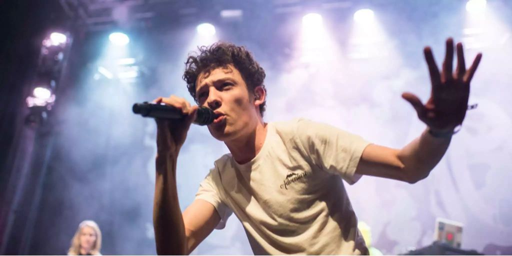 Swatch eröffnet in Biel «drive-thru store» mit Ehrengast Nemo