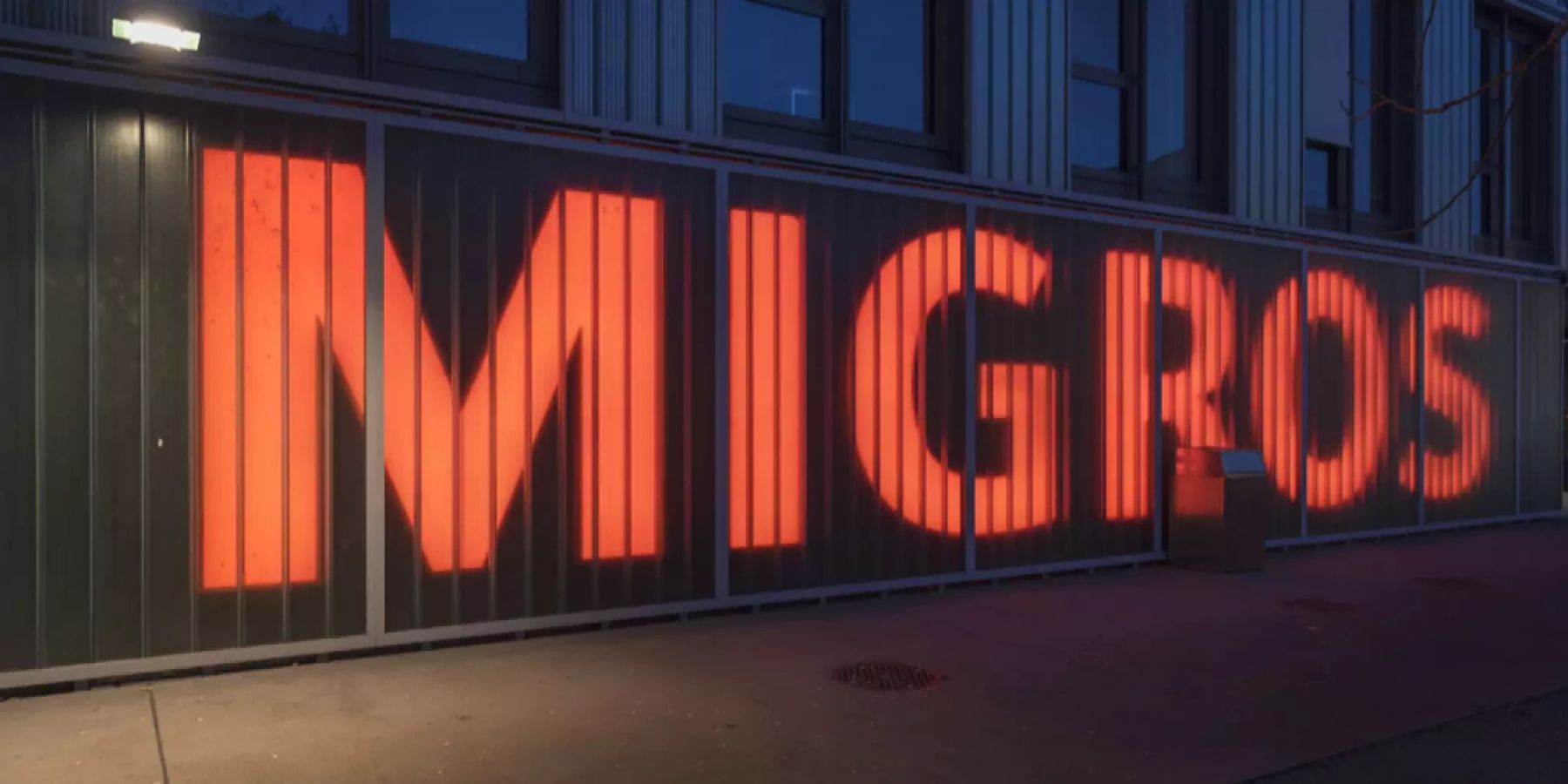 100 Jahre Migros: Rosenaktion zum Jubiläum begeistert Schweiz | Nau.ch