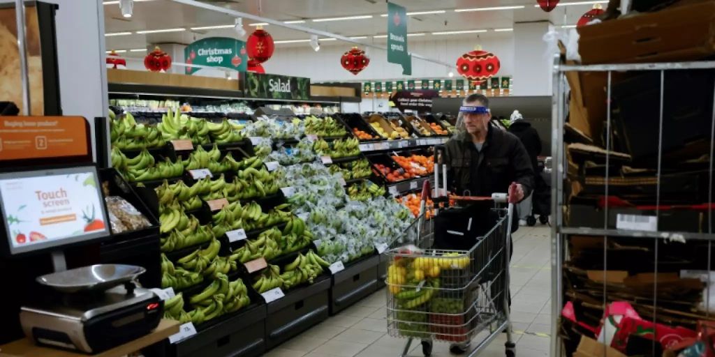 RBB-Verbrauchermagazin: Loses Obst und Gemüse meist teurer als verpackt