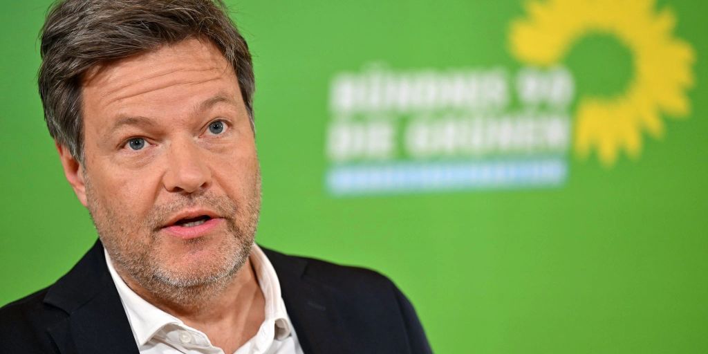 Habeck: Auf Aufgabe statt Twitter-Follower konzentrieren