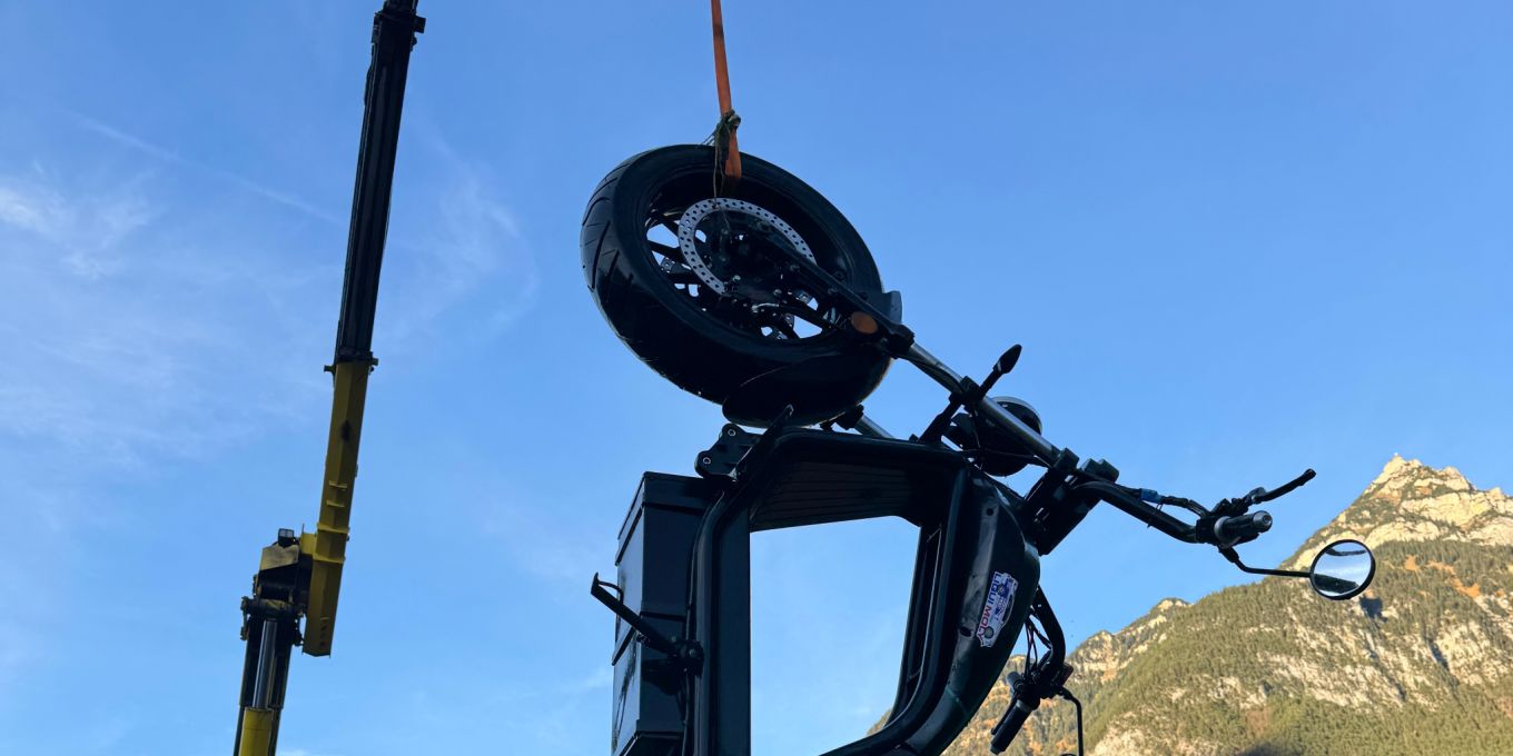 Flüelen UR: Gestohlener E-Roller aus Vierwaldstättersee gezogen | Nau.ch