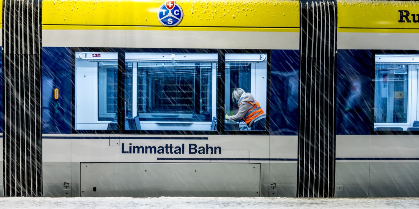 Aargau: Die Limmattal Bahn kehrt in den Normalbetrieb zurück | Nau.ch