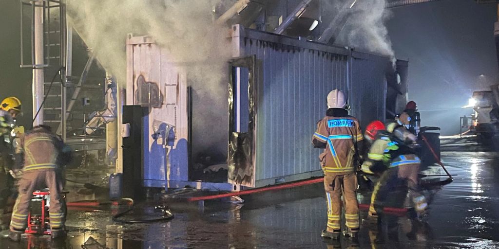 Container brennt in Roveredo GR vollständig aus: technische Ursache Container brennt in Roveredo GR vollständig aus: technische Ursache