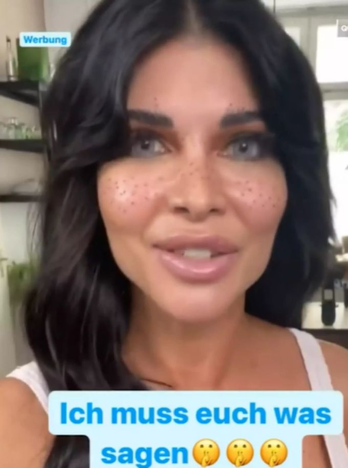 Micaela Schäfer: Nacktmodel trollt Fans mit Slip-Tattoo | Nau.ch