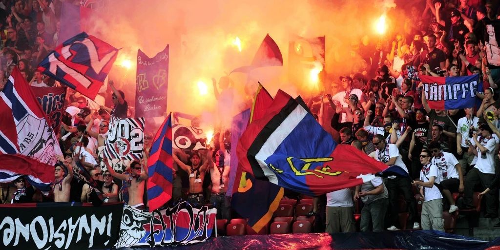 Verurteilt: Aarau-Fan verprügelt – FCB-Chaot muss ins Gefängnis