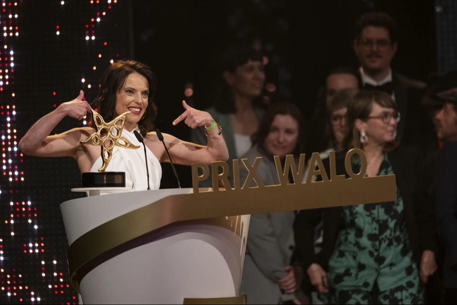 SRF: «Mona mittendrin» wegen zu häufiger Firmen-Nennung gerügt | Nau.ch