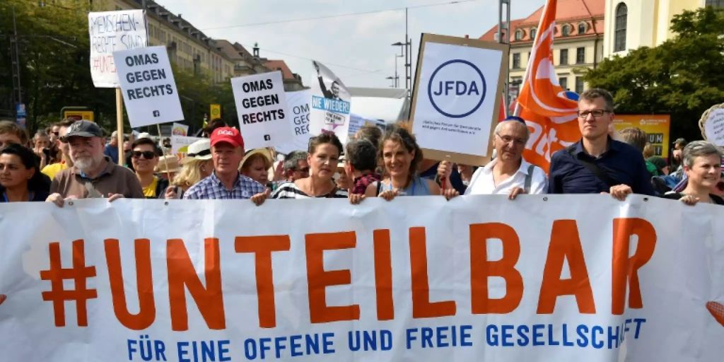 Veranstalter: 40.000 Menschen bei «Unteilbar»-Demonstration in Dresden