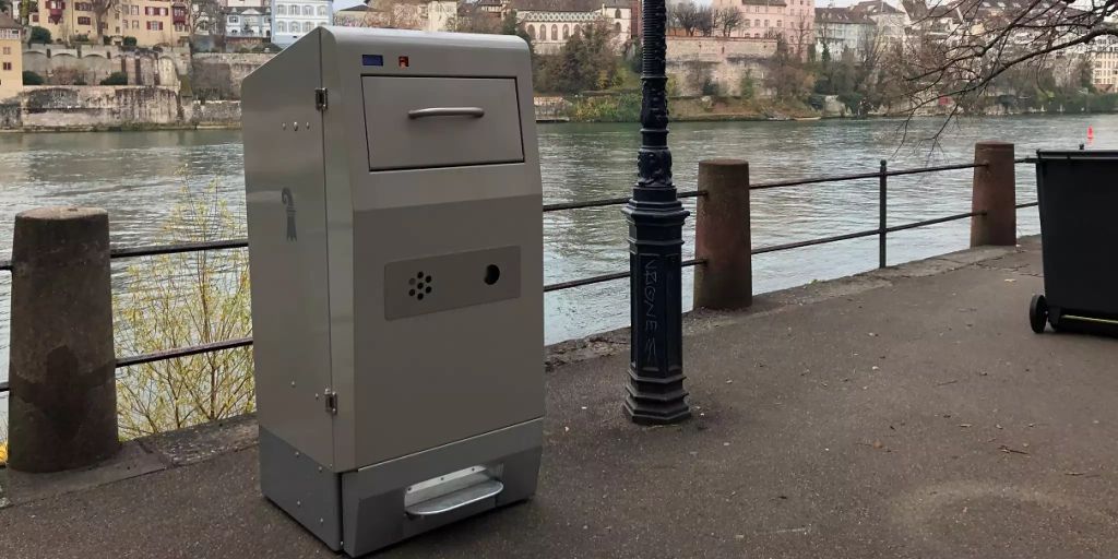 Neue Abfallkübel pressen den Abfall selber