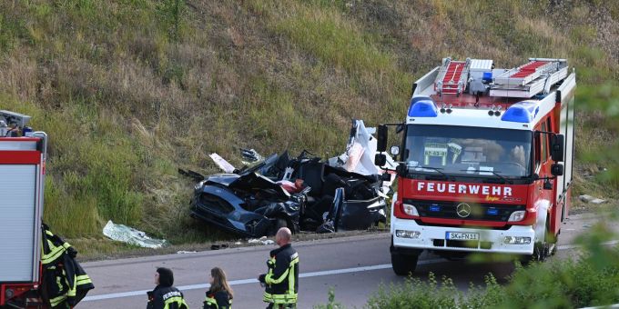 Schwerer Unfall auf A14 bei Halle | Nau.ch