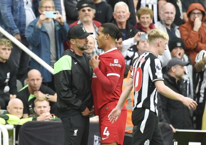 Jürgen Klopp gewinnt auch Privat-Duell mit Newcastle-Assi | Nau.ch Jürgen Klopp gewinnt auch Privat-Duell mit Newcastle-Assi | Nau.ch