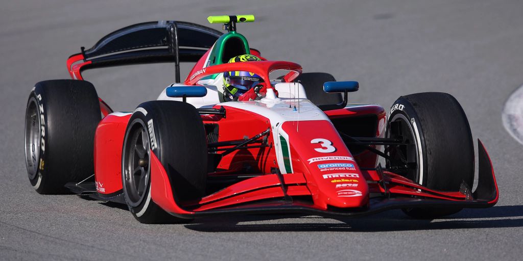 Formel 2: Erster Testtag für den neuen Rennwagen mit allen Teams
