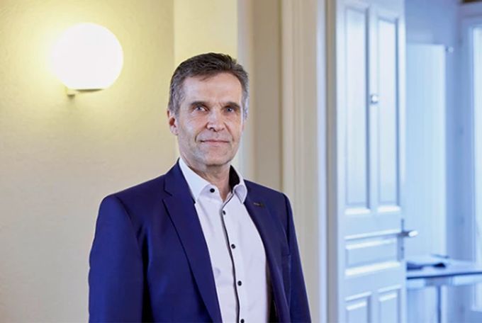 Psychiatrie Münsingen entlässt Chef-Arzt wegen Kirschblüten-Affäre | Nau.ch
