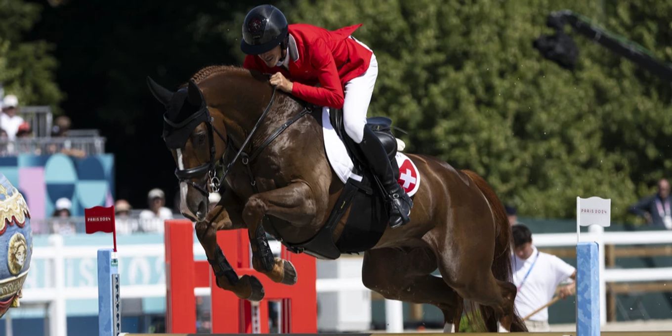 Olympia 2024: Schweizer Vielseitigkeitsreiter rücken auf Rang 4 vor ...