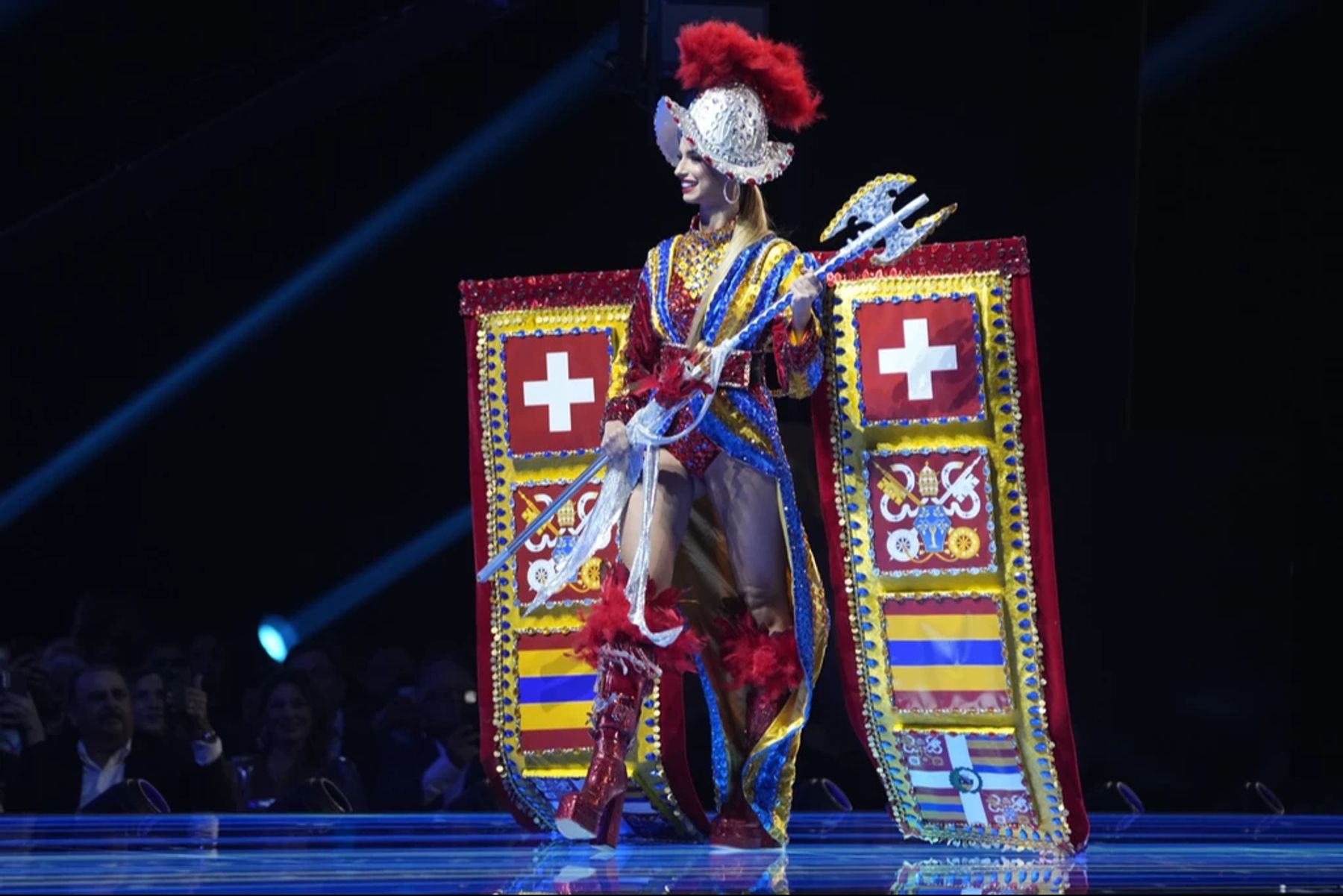 Aargauer Miss Schweiz begeistert als Schweizergardistin | Nau.ch