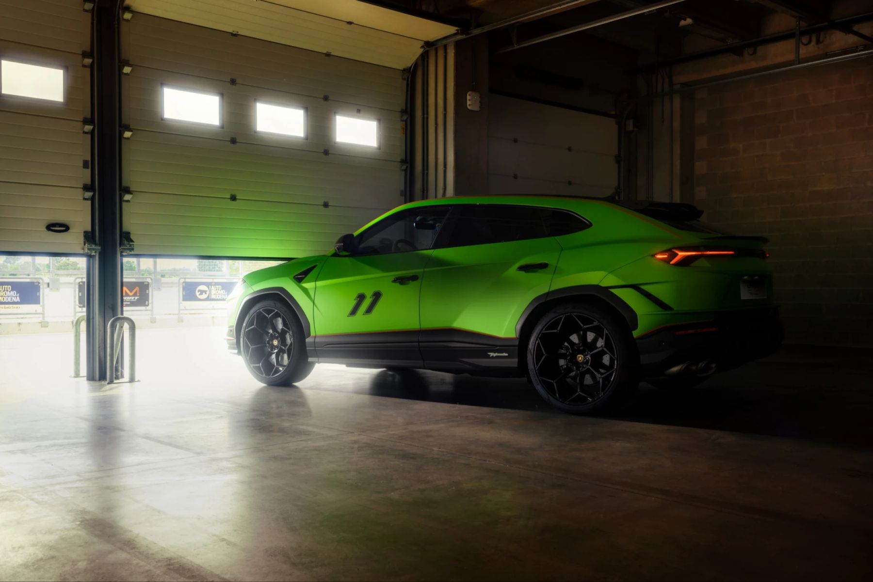 Lamborghini Urus Performante Essenza: SUV plus Rennwagen | Nau.ch