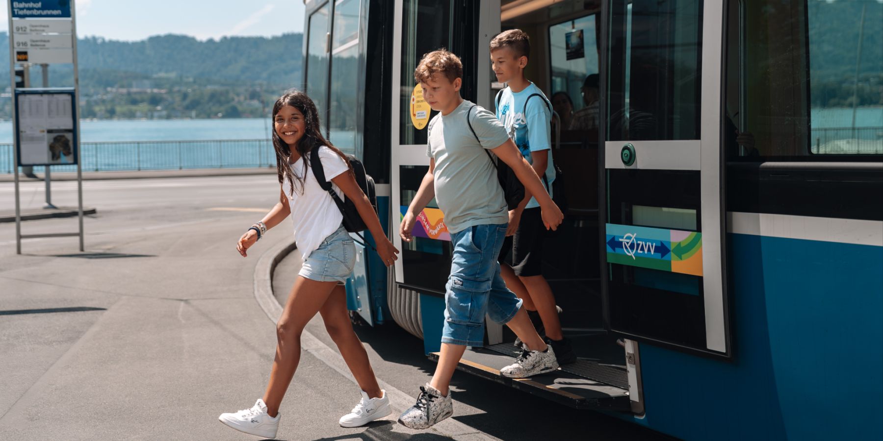 Neue ZVV-Gruppentageskarte macht Schulreisen günstiger | Nau.ch
