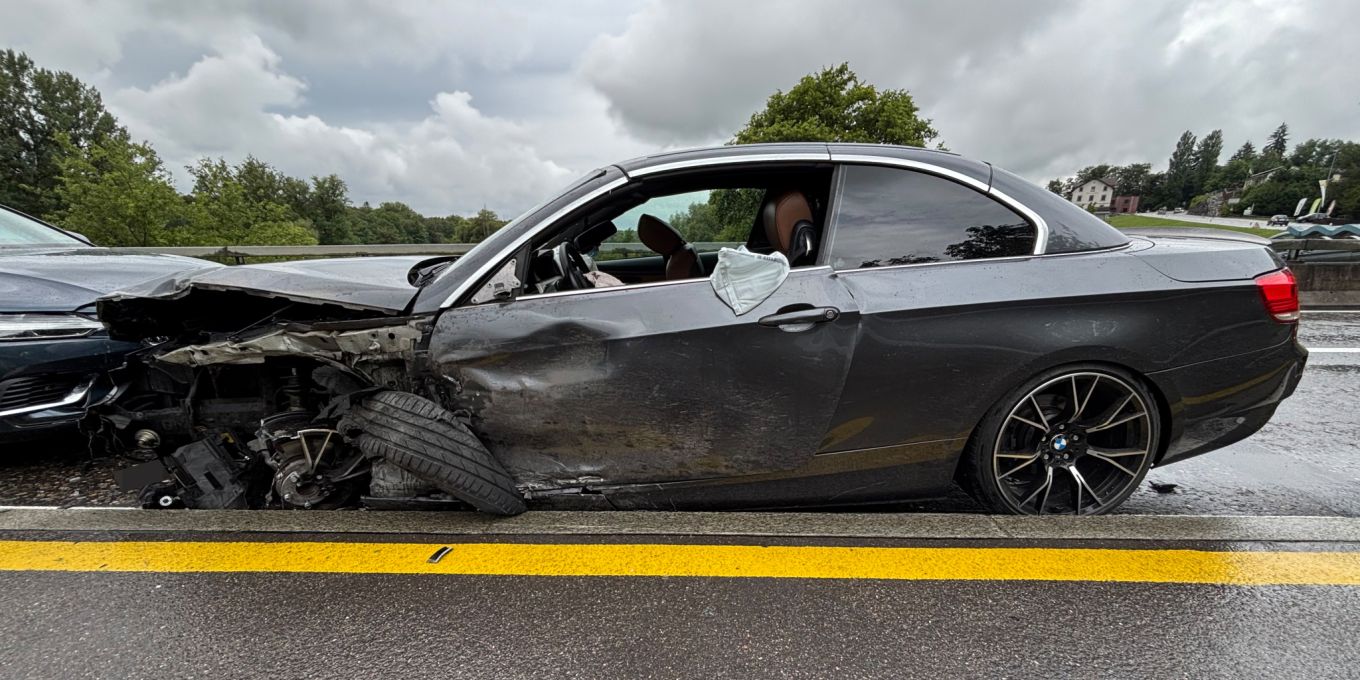 Warth TG: Schwerer Unfall zwischen drei Fahrzeugen – fünf Verletzte | Nau.ch