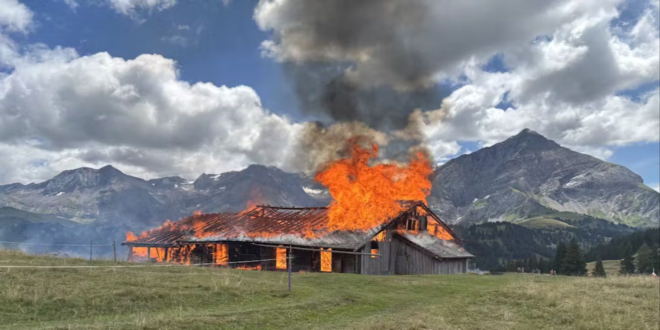 Feutersoey BE: Alphütte brennt komplett nieder | Nau.ch