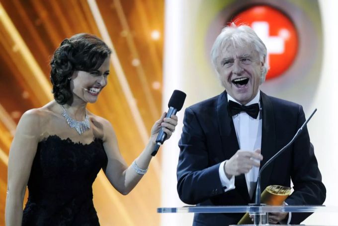 Sandra Studer: SRF-Frau sitzt in brennende Kerze | Nau.ch