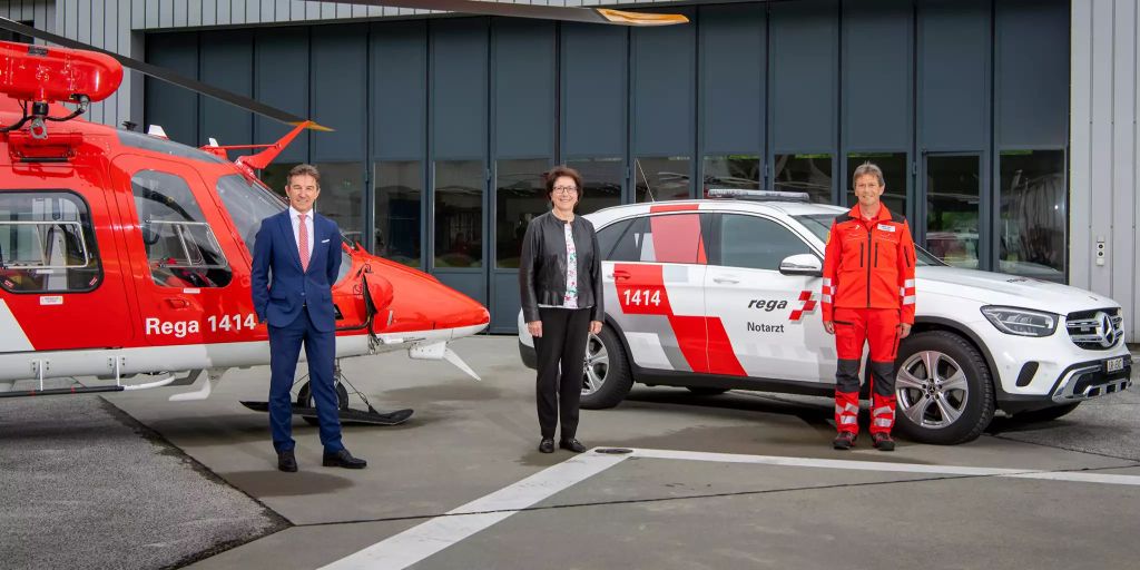 Rega stationiert neues Notarztfahrzeug auf Einsatzbasis Erstfeld