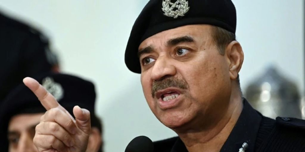 Polizei: Attentäter im pakistanischen Peshawar trug Polizeiuniform