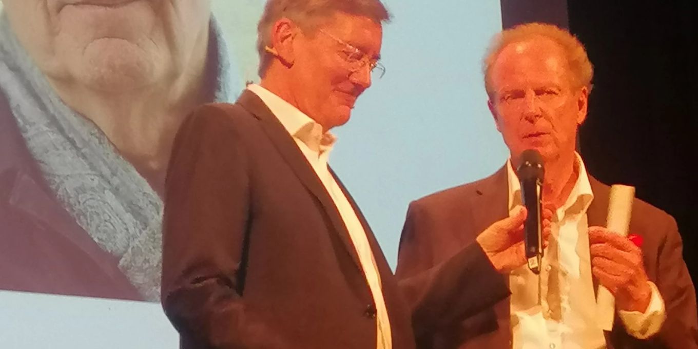 Zürcher Journalistenpreis 2023 geht an Peter Haffner | Nau.ch