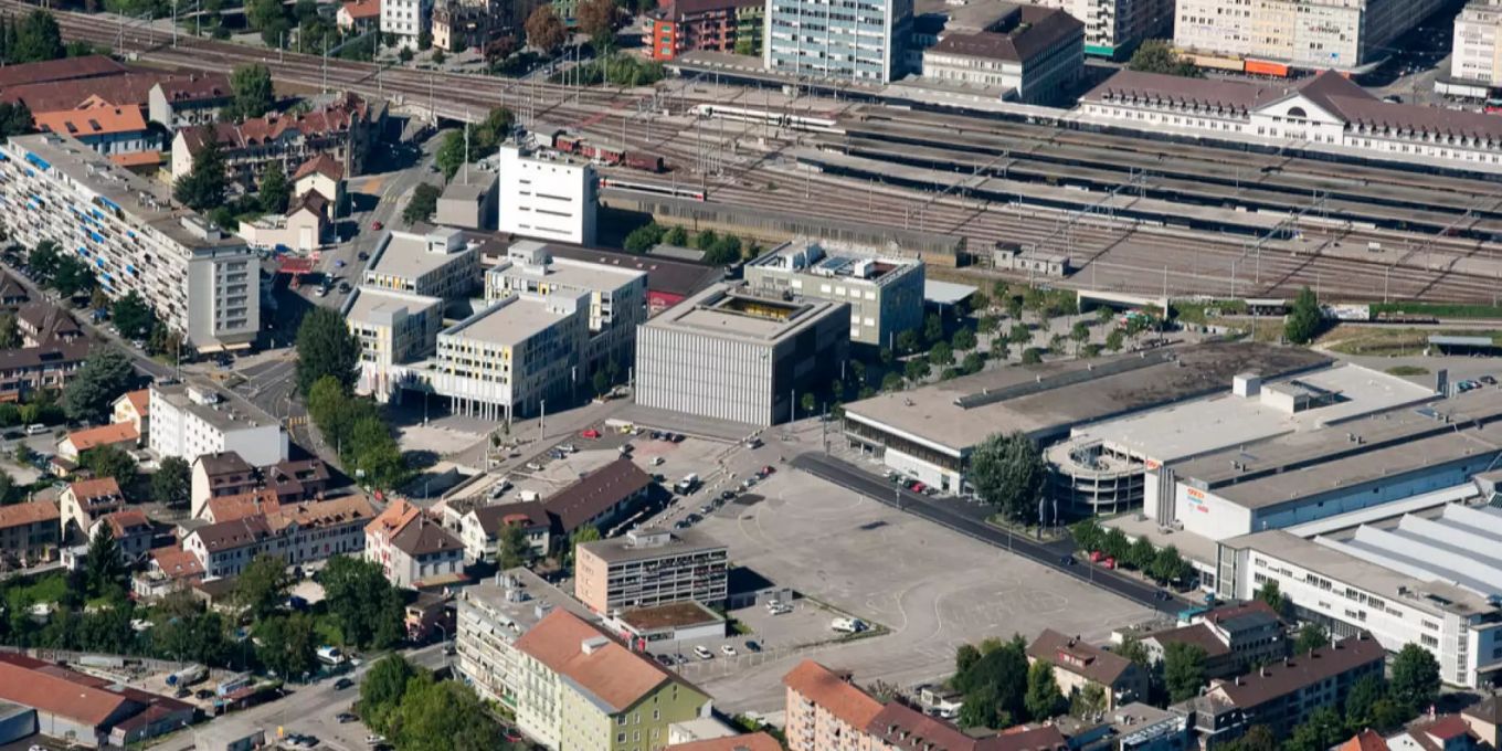 BBZ Biel-Bienne: Grosser Rat akzeptiert Planungskredit für Sanierung ...