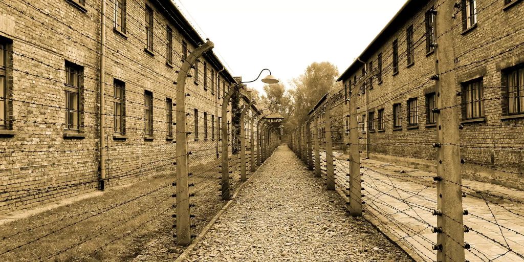 KZ Auschwitz: erster Gefangener erhielt Beinamen «Schwarzer Tod»
