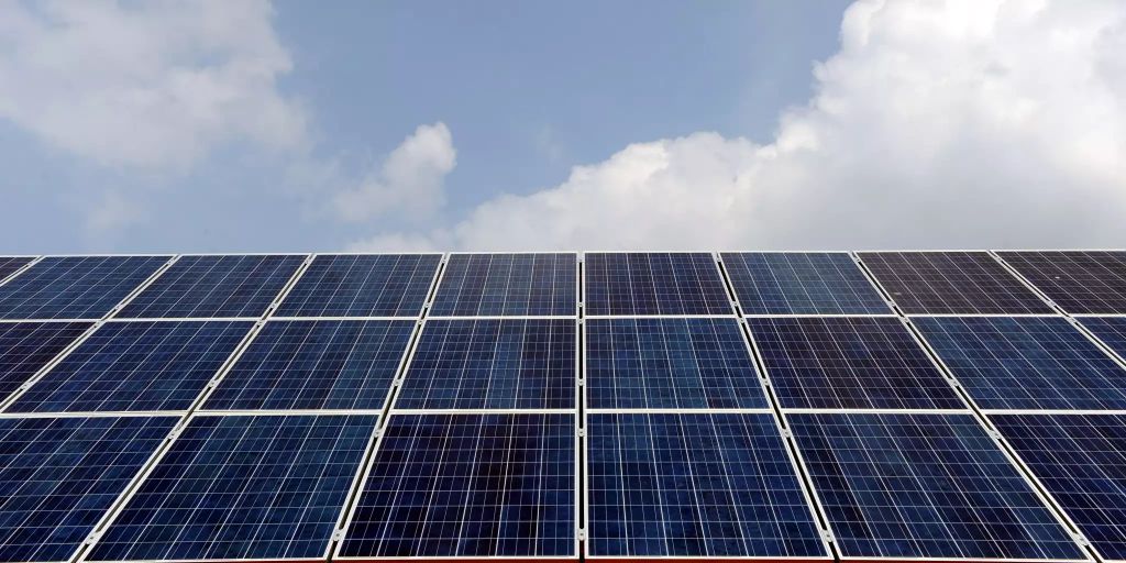 Encavis: Zwei Solarparks ins Stromnetz integriert