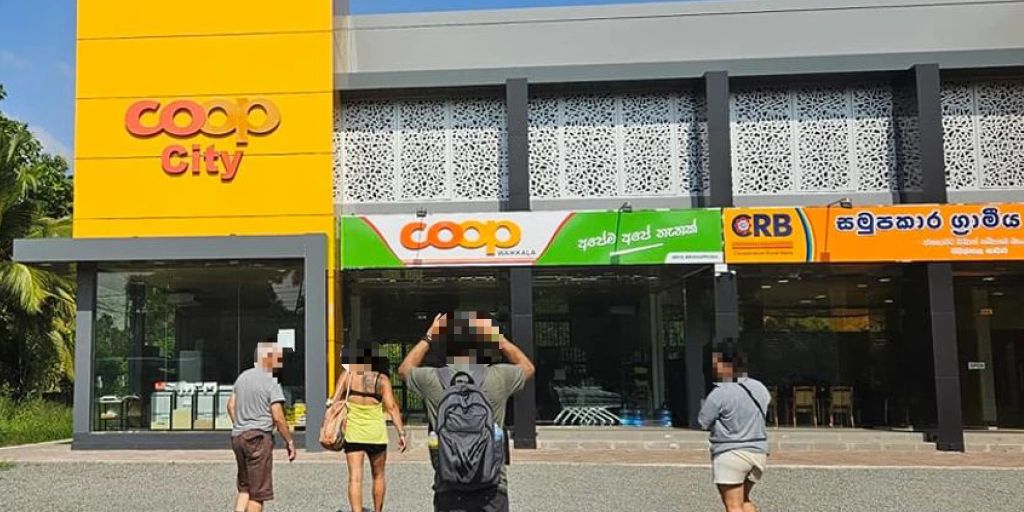 Coop City: Laden in Sri Lanka klaut Logo