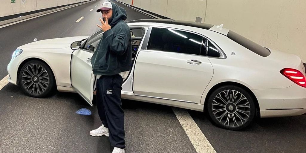Rapper Samra parkt seinen Mercedes-Benz im Uetlibergtunnel